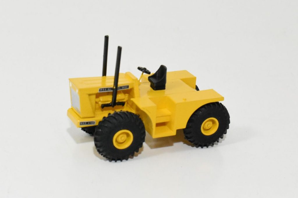 1/64 MRS A-100 4wd Tractor With No Cab - Dalton's Farm Toys