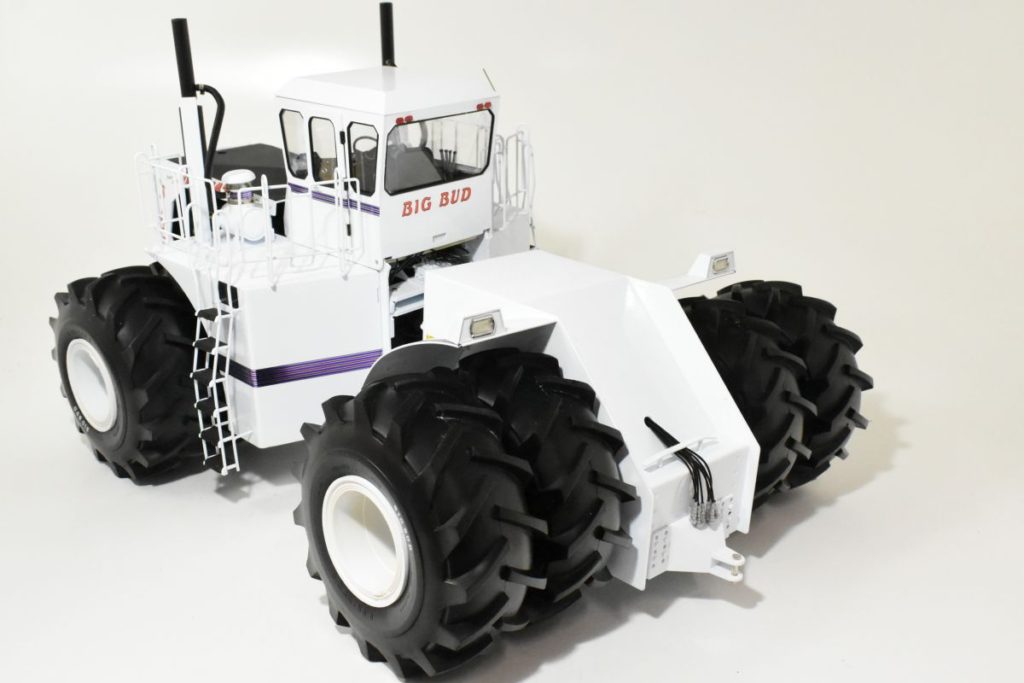 1/16 Big Bud 16V 747 4wd Tractor, 760 Horsepower Factory Edition ...