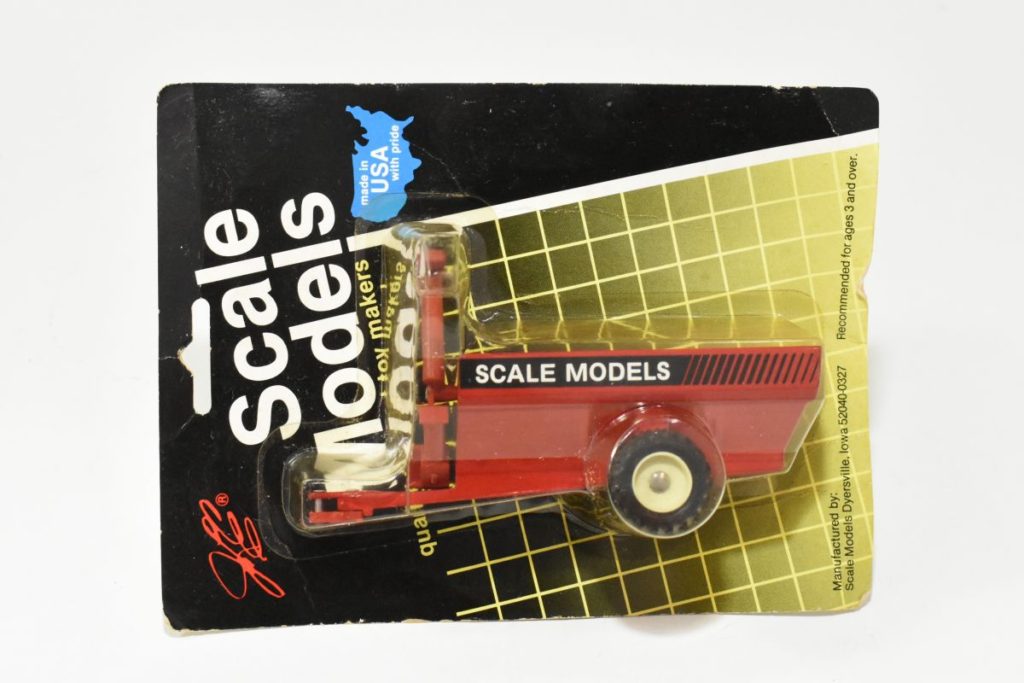 1/64 Red Scale Models Grain Cart Auger Wagon - Dalton's Farm Toys