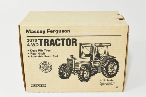 1/16 Massey Ferguson 3070 Tractor With Front Wheel Assist, Collector Edition - Dalton's Farm Toys