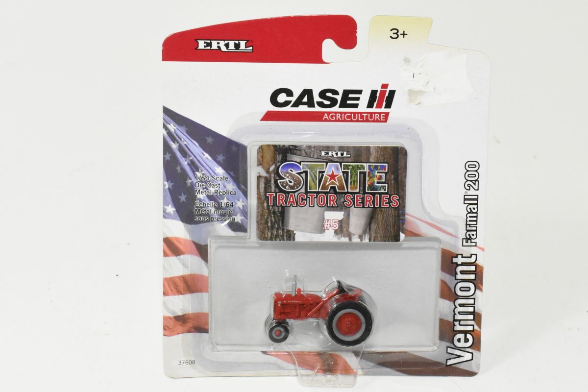 1/64 Vermont Farmall 200 State Tractor Series - Dalton's Farm Toys