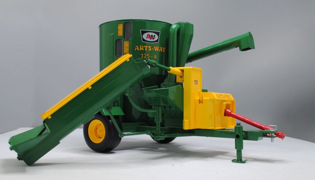 1/16 Arts-Way 325A Grinder Mixer Mill, 2021 National Farm Toy Museum ...