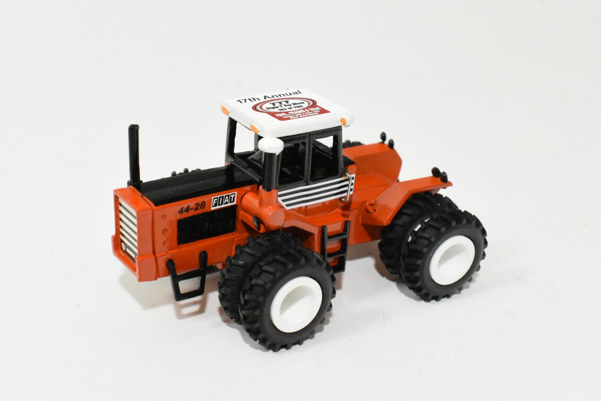 1/64 Versatile Fiat 44-28 4wd Tractor 2021 Triple T Toy Show - Dalton's ...