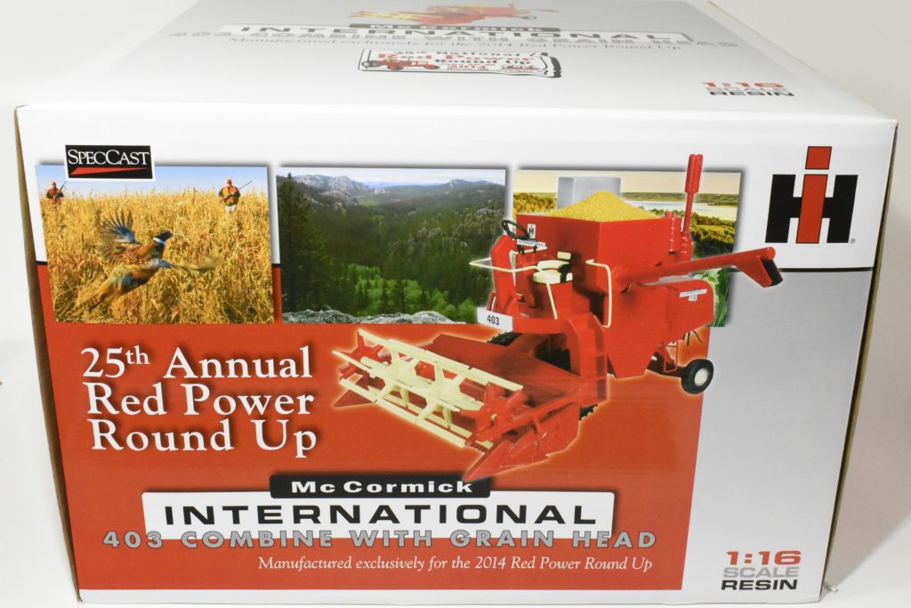 1/16 International Harvester 403 Self Propelled Combine With Grain Head ...