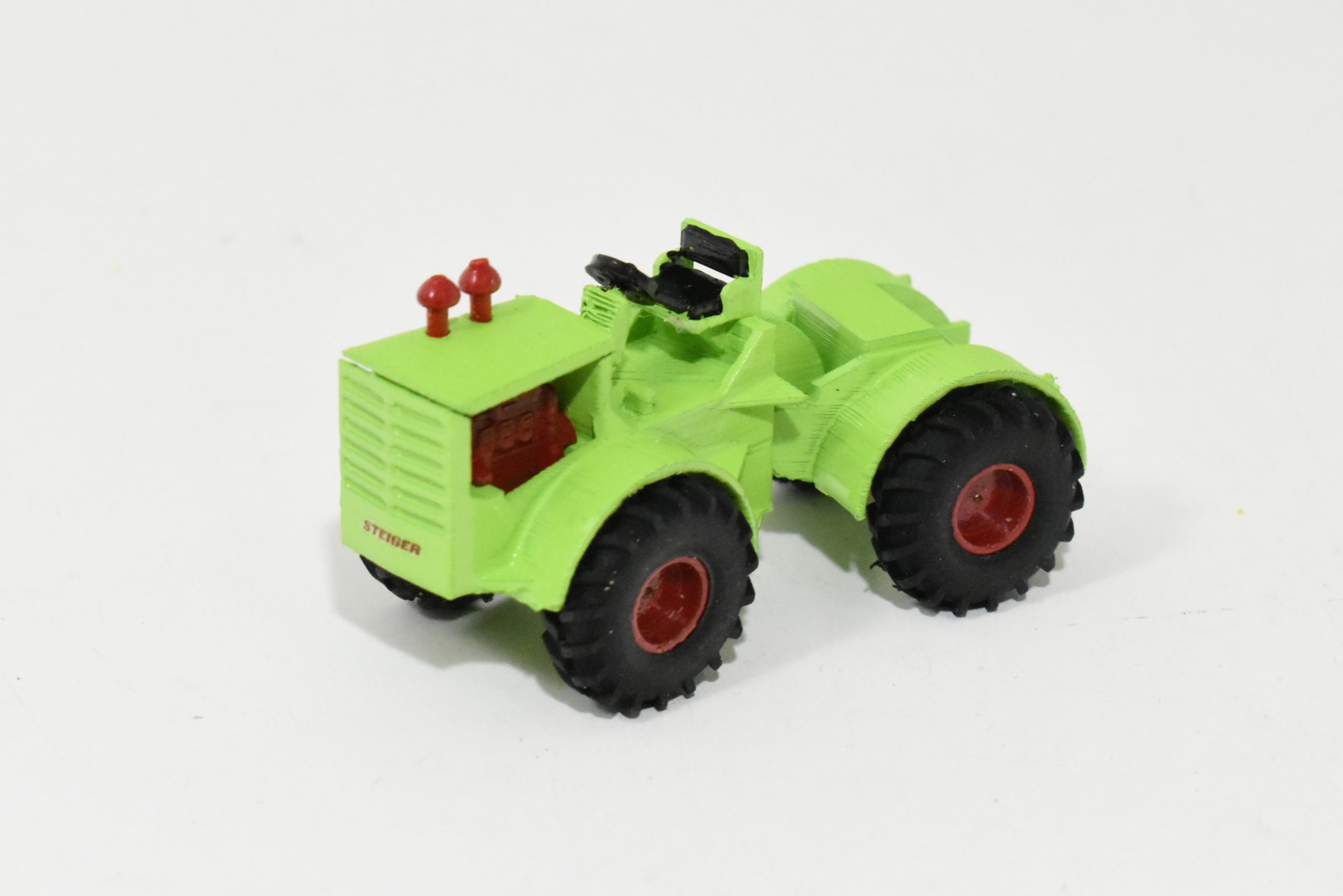1/64 Custom Steiger 105 4wd Tractor - Daltons Farm Toys
