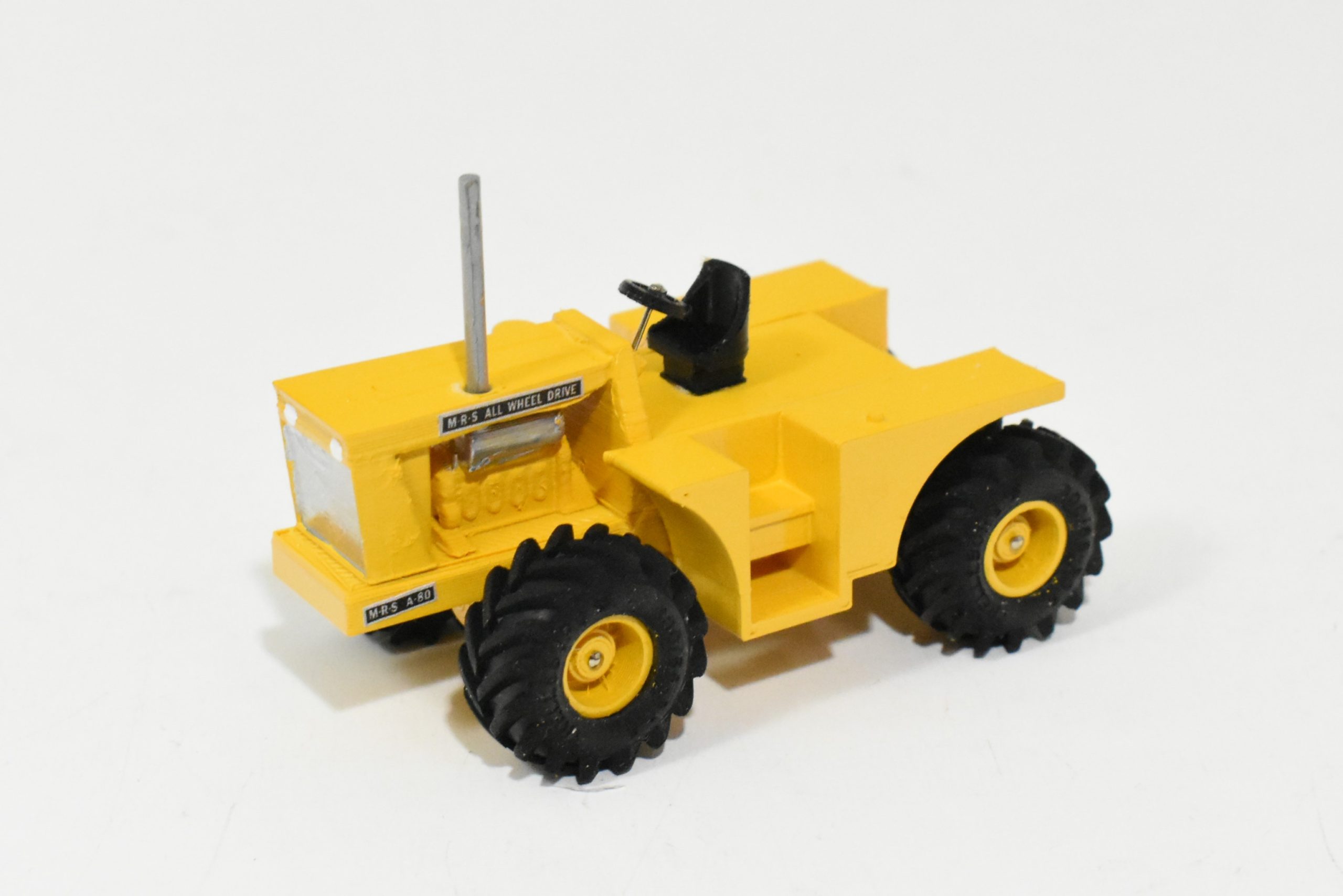 1/64 MRS A-80 4wd Tractor No Cab With Singles - Dalton's Farm Toys