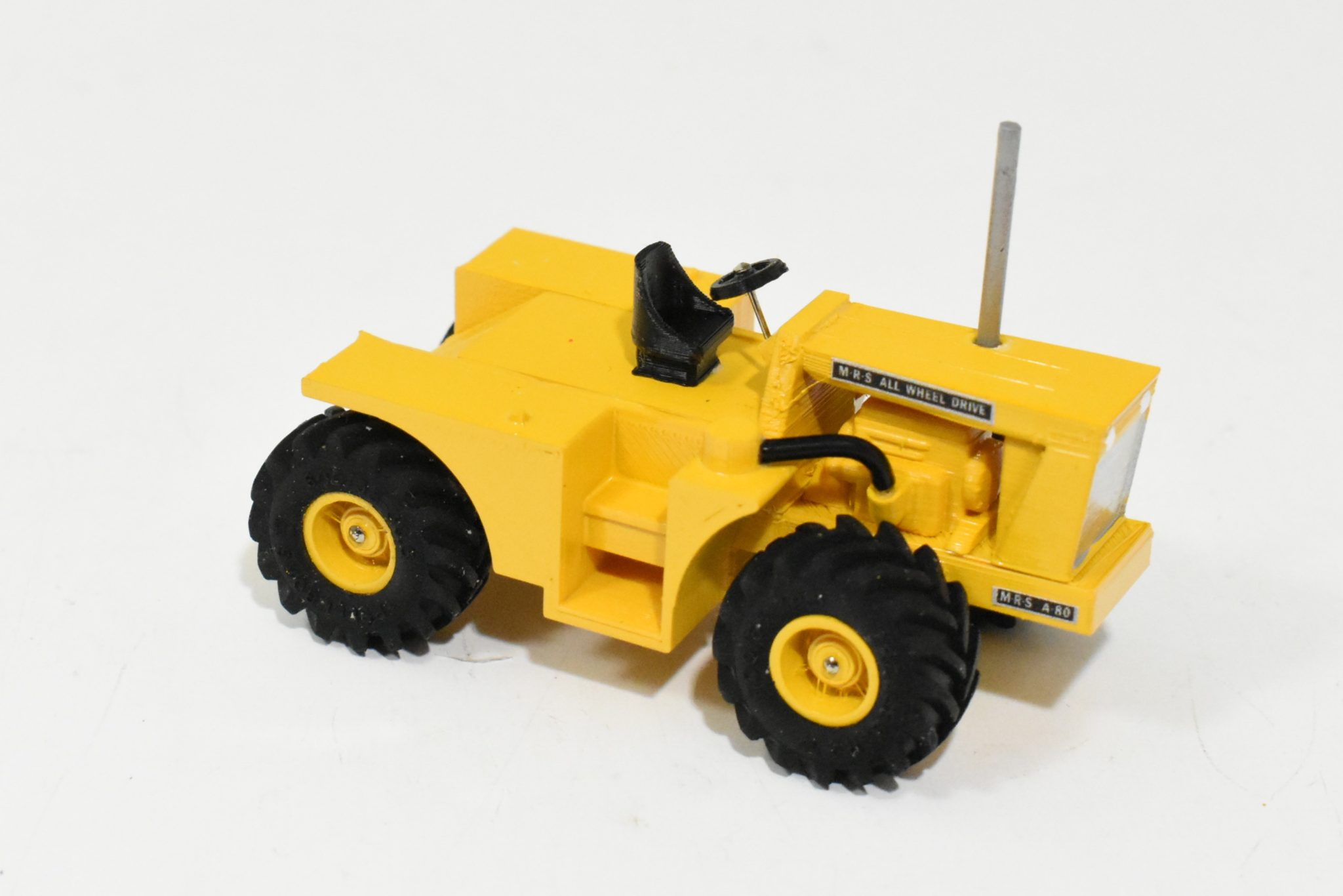 1/64 MRS A-80 4wd Tractor No Cab With Singles - Dalton's Farm Toys