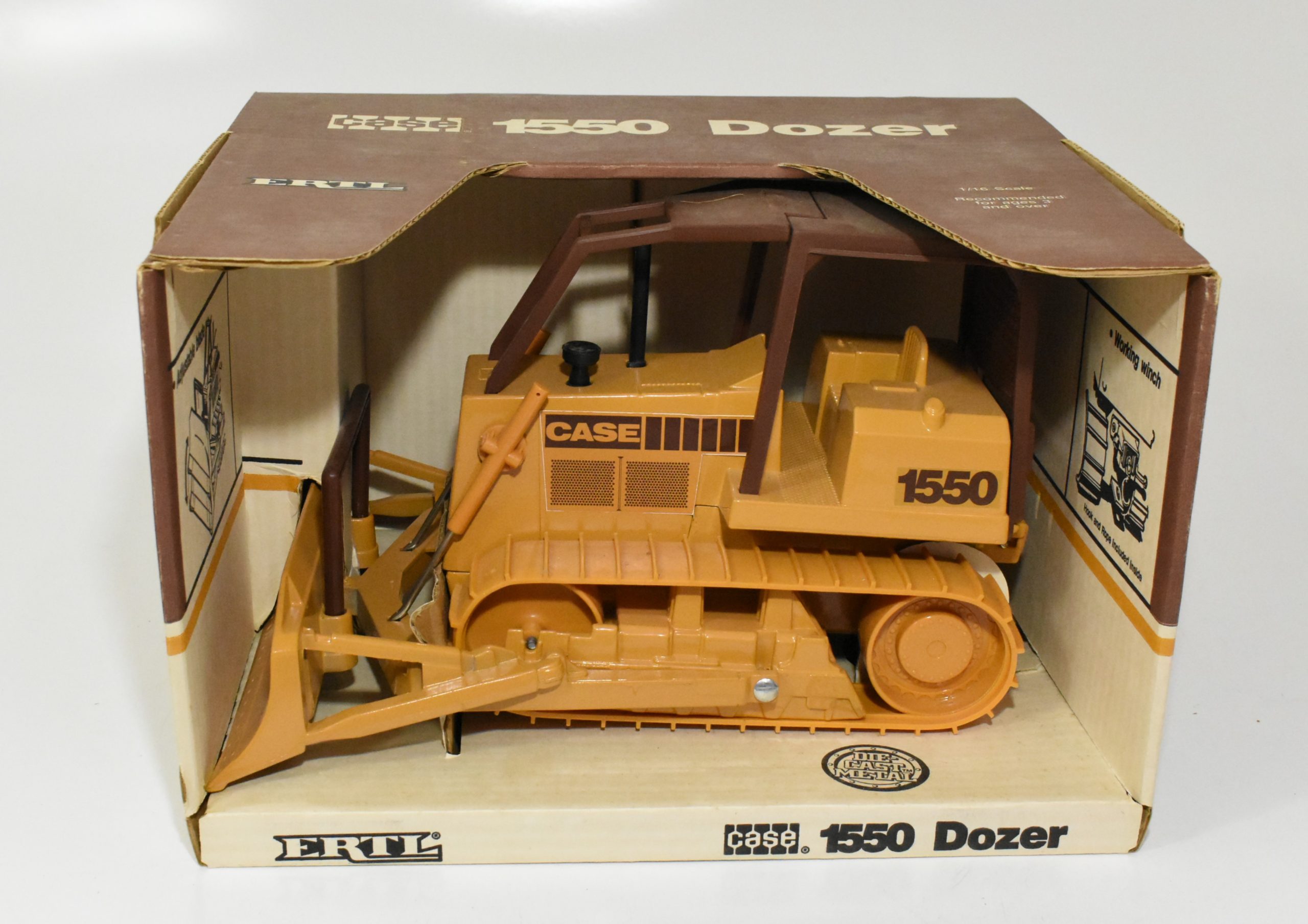 1/16 Case 1550 Crawler Bulldozer - Dalton's Farm Toys