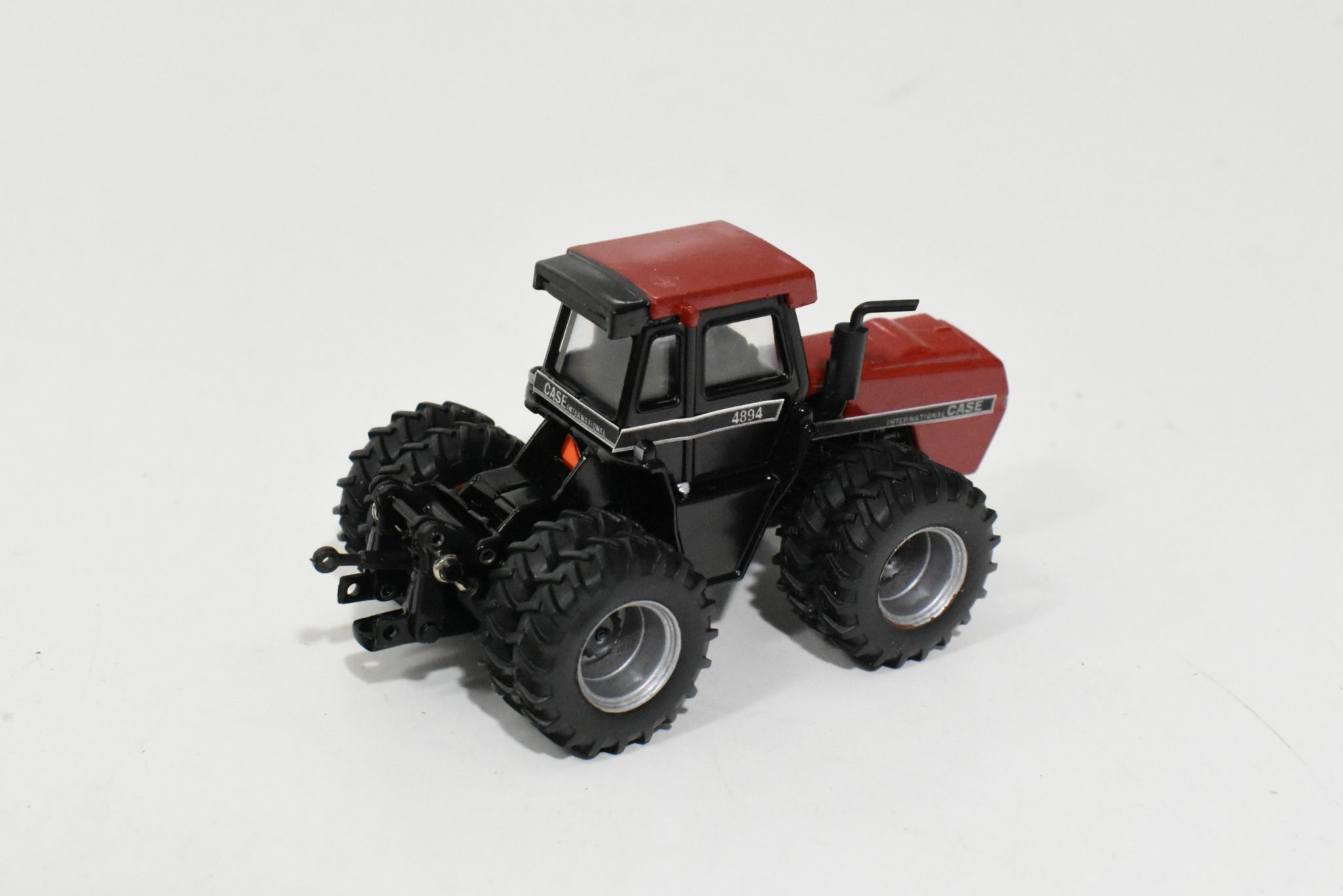 1/64 Custom Case IH 4894 4wd Tractor With Duals - Dalton's Farm Toys