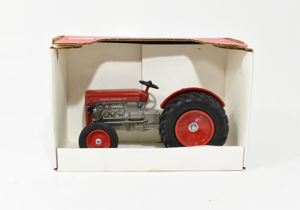 1/16 Massey Ferguson 35 Tractor - Dalton's Farm Toys