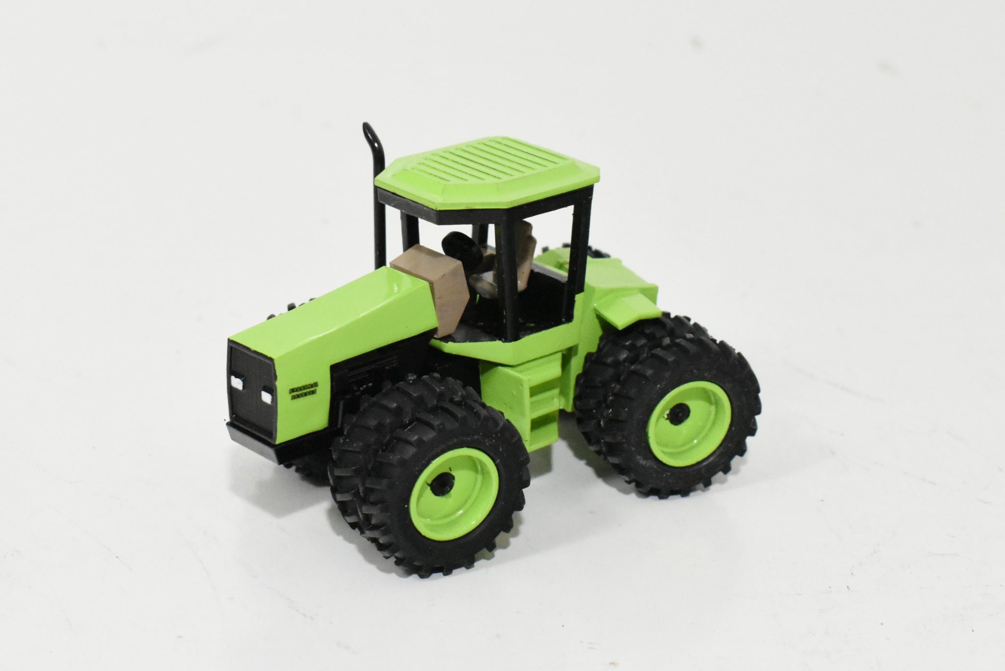1/64 Scratch Built Steiger Puma 1000 4wd Tractor - Dalton's Farm Toys