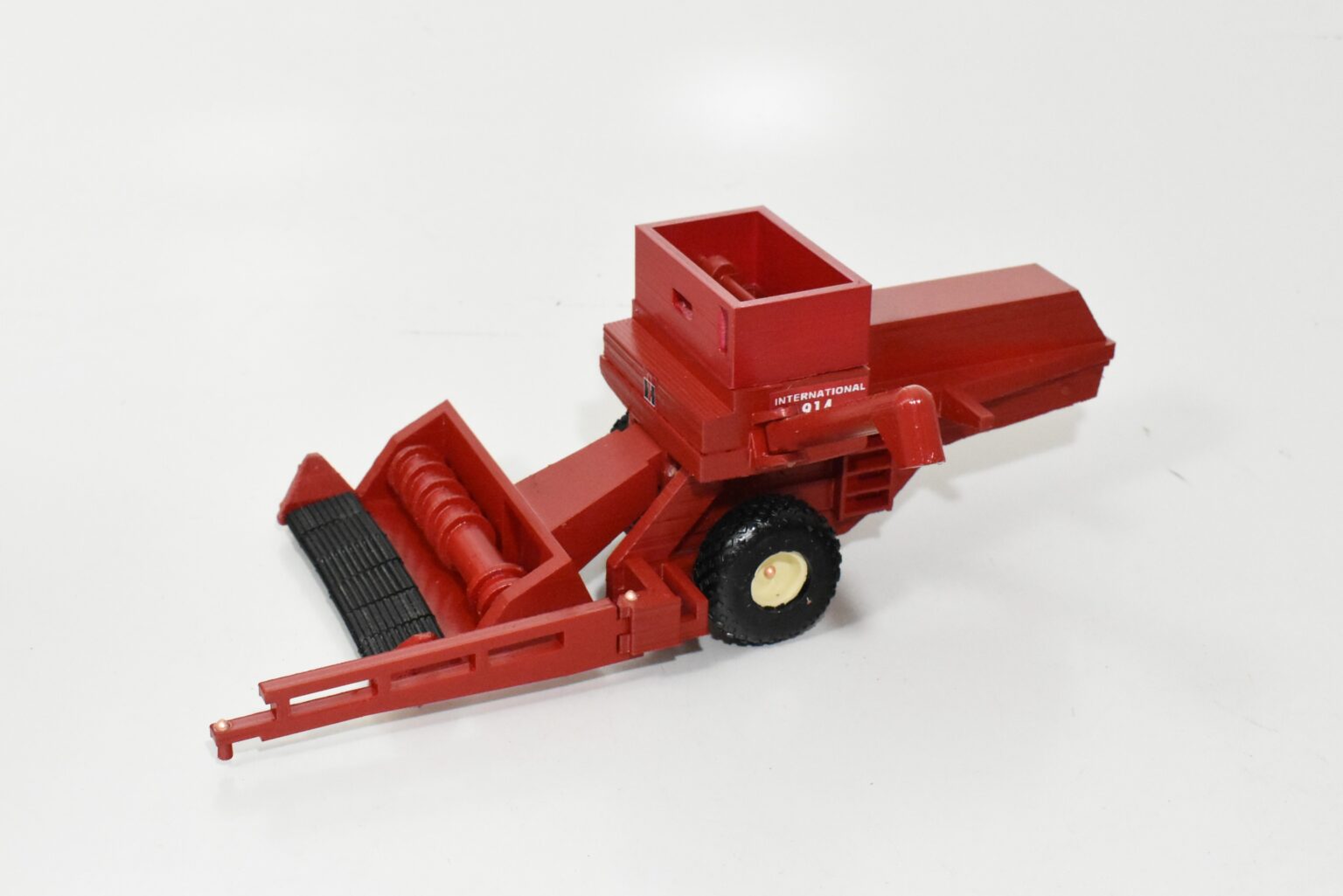 1/32 Custom International Harvester 914 Pull Type Combine With Red ...