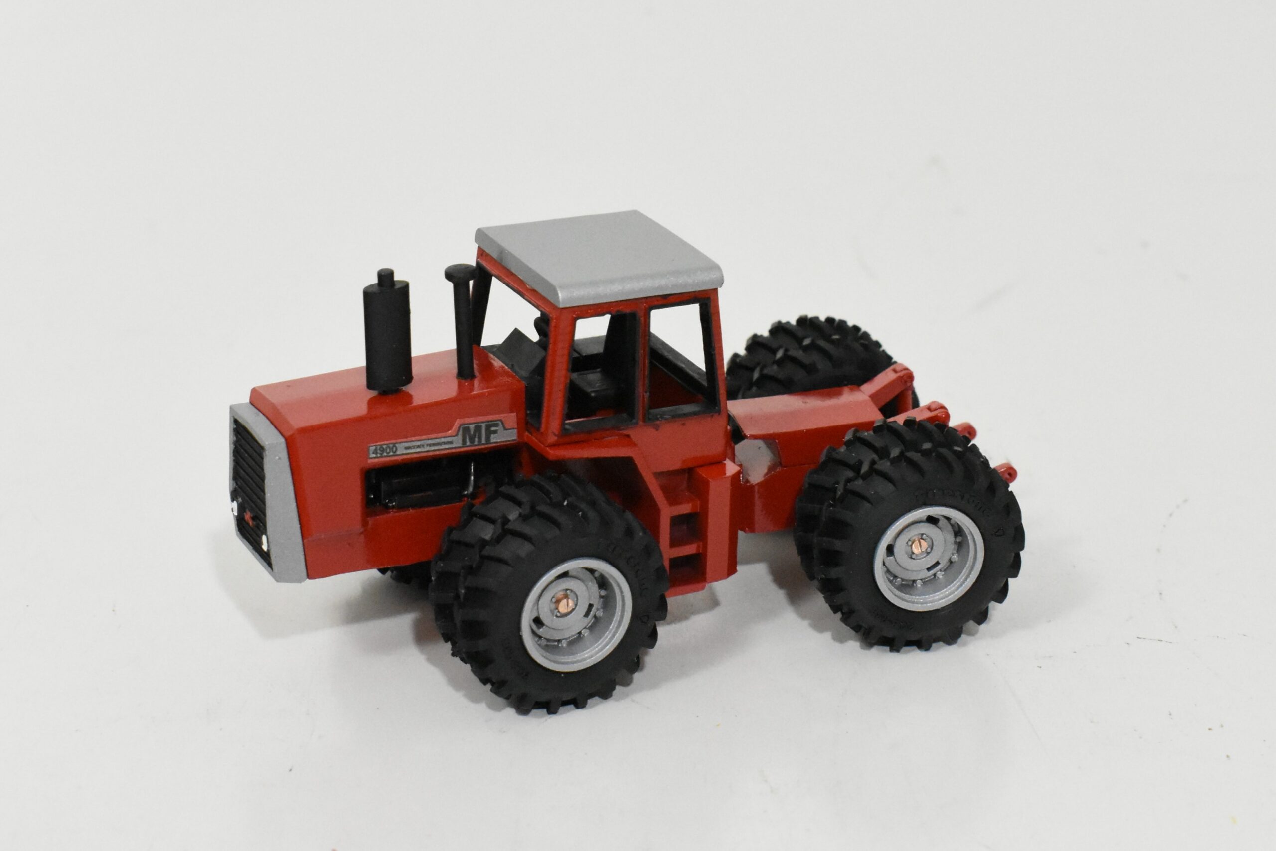 1/64 Scratch Built Massey Ferguson 4900 4WD Tractor With Early Decal ...