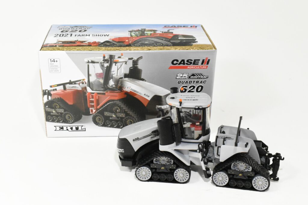 1/32 Case IH 620 Steiger Quadtrac, 25th Anniversary,, 2021 Farm Show ...