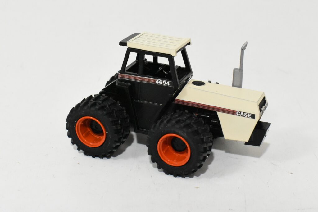 1/64 Scratch Built Case 4694 4wd Tractor With Duals - Dalton's Farm Toys