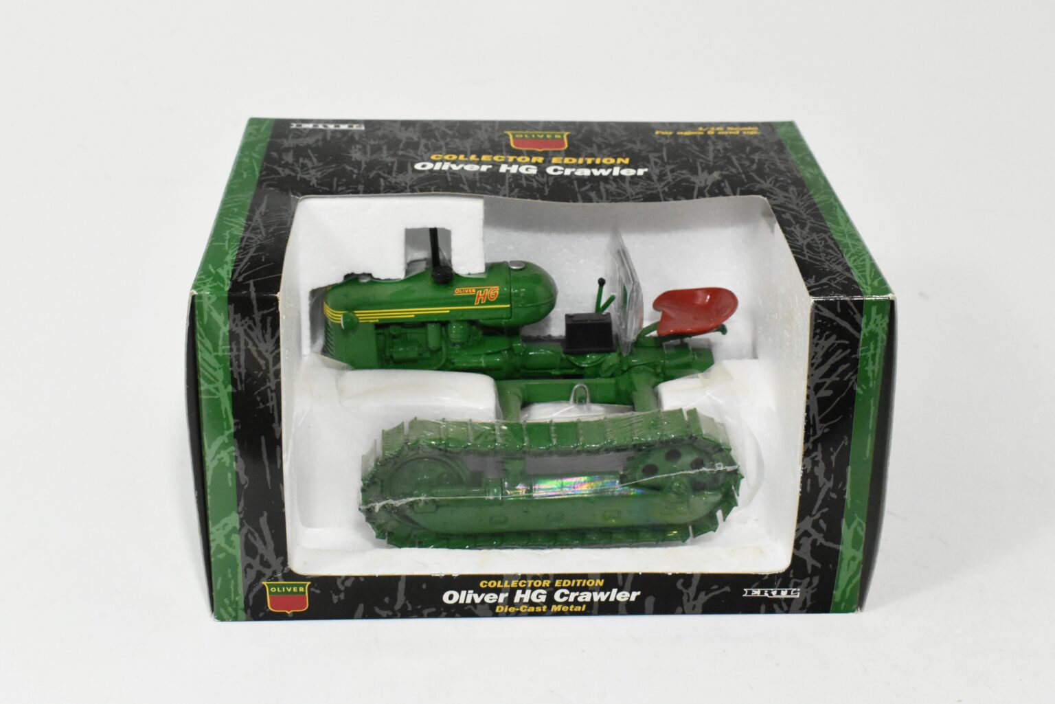 1/16 Oliver HG Crawler With Steel Tracks - Dalton's Farm Toys