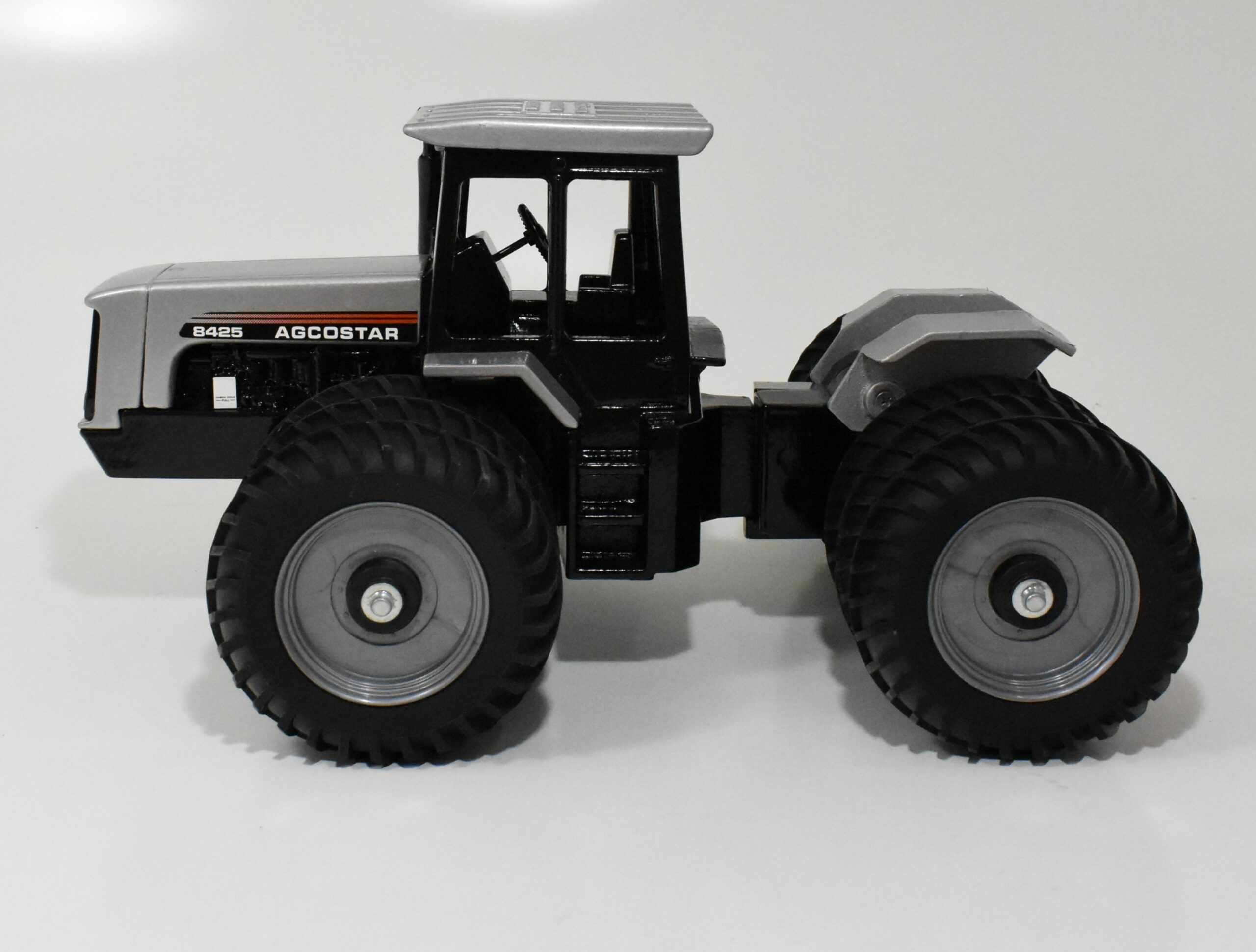 1/16th Agco Star 4wd Tractor With Triples,Louisville Farm Show Edition ...