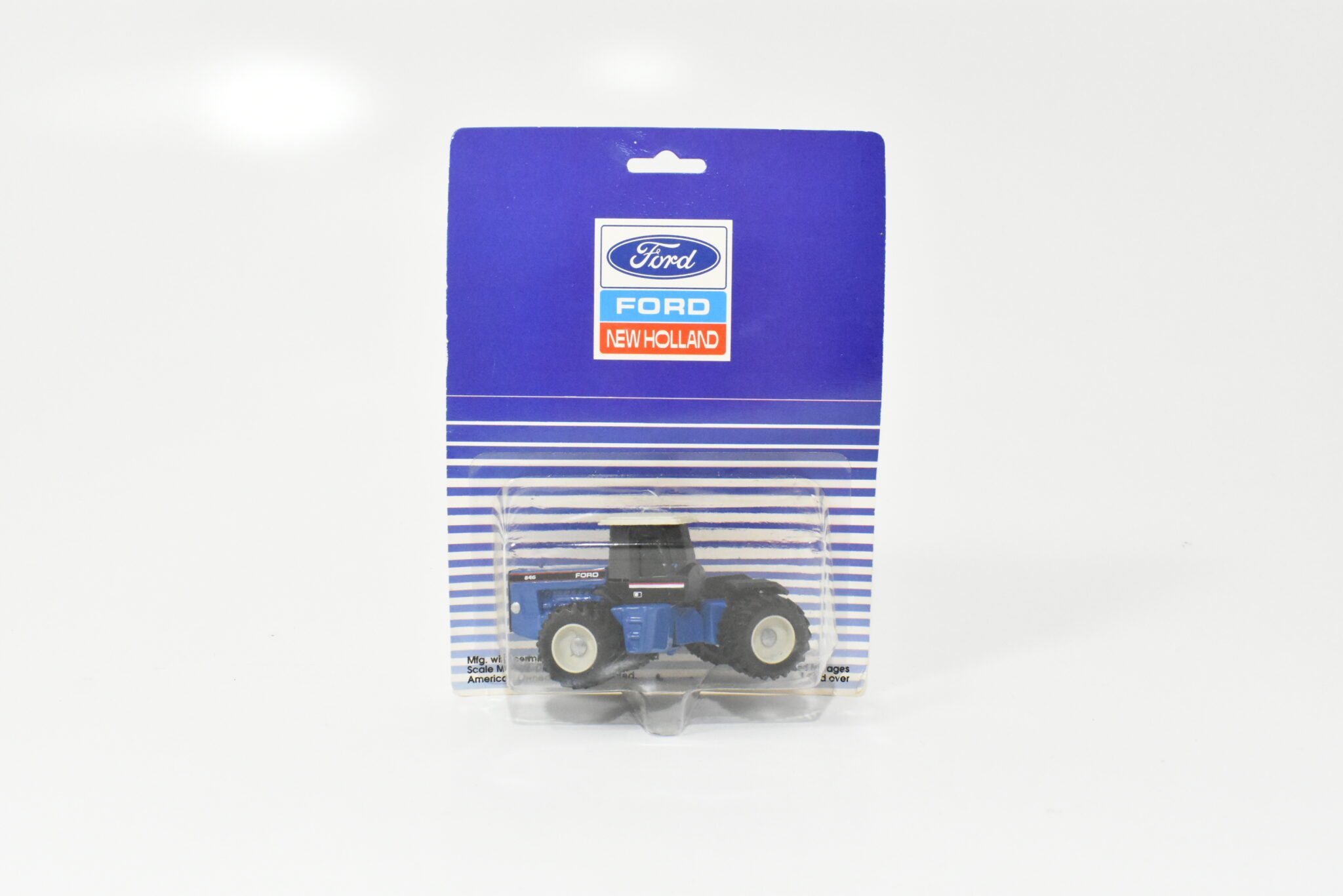 1/64 Ford 846 Tractor With Duals - Dalton's Farm Toys