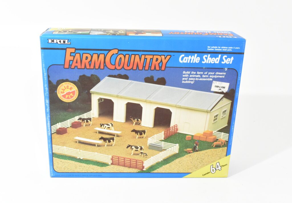 1/64 Farm Country Cattle Shed Set With Holstein Cows - Dalton's Farm Toys