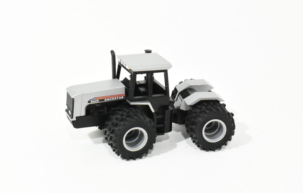1/64 Scratch Built Silver Agcostar 8425 4wd Tractor With Duals With 3 ...