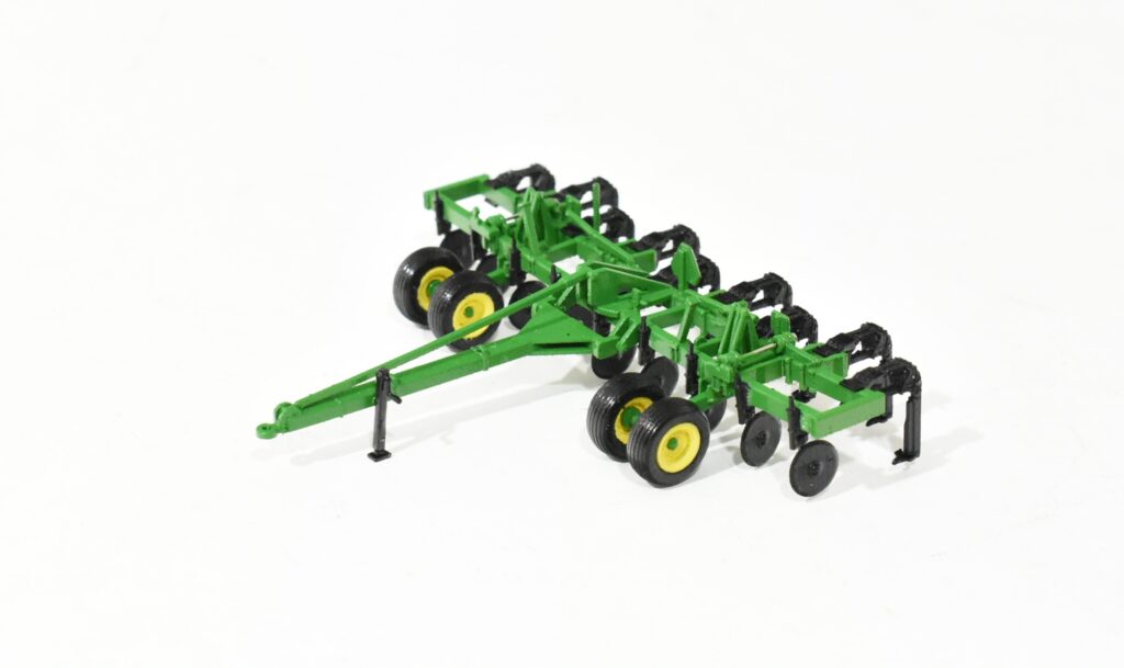 1/64 Scratch Built John Deere 9 Shank Pull Type Ripper With Folding ...