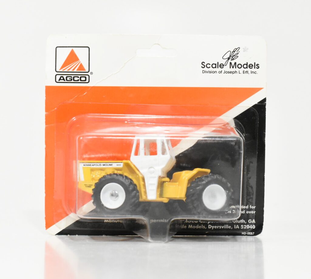 1/64 Minneapolis Moline A4T-1600 Turbo 4WD Tractor With Cab - Dalton's ...