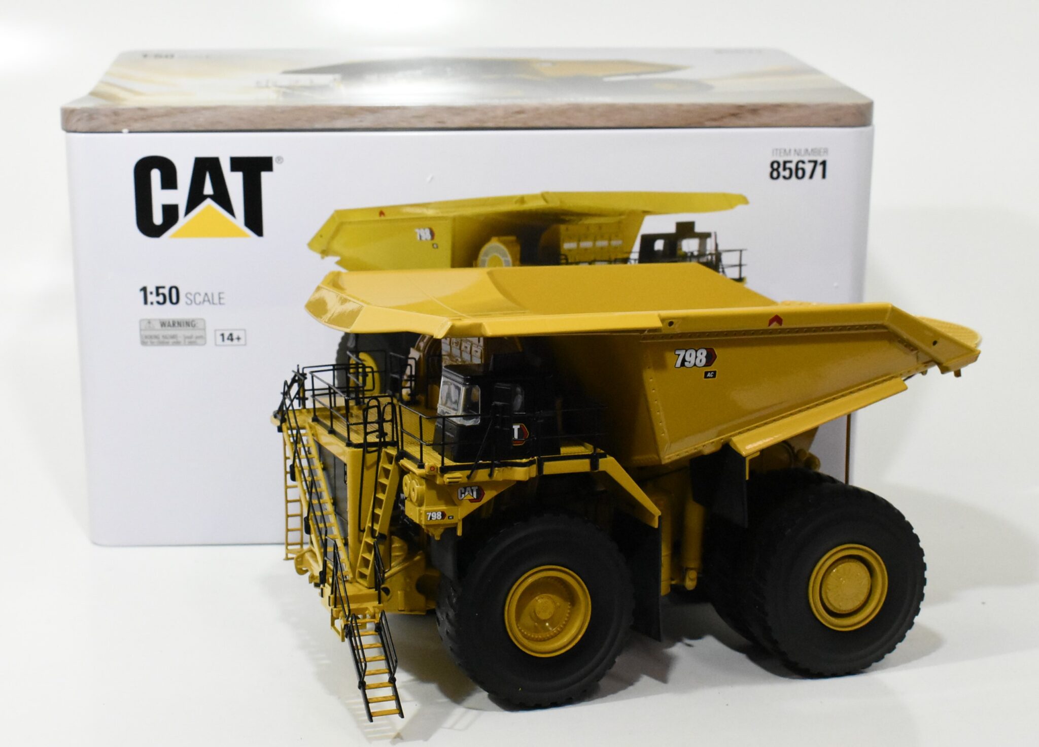 1/50 Cat 798 AC Mining Truck - Dalton's Farm Toys