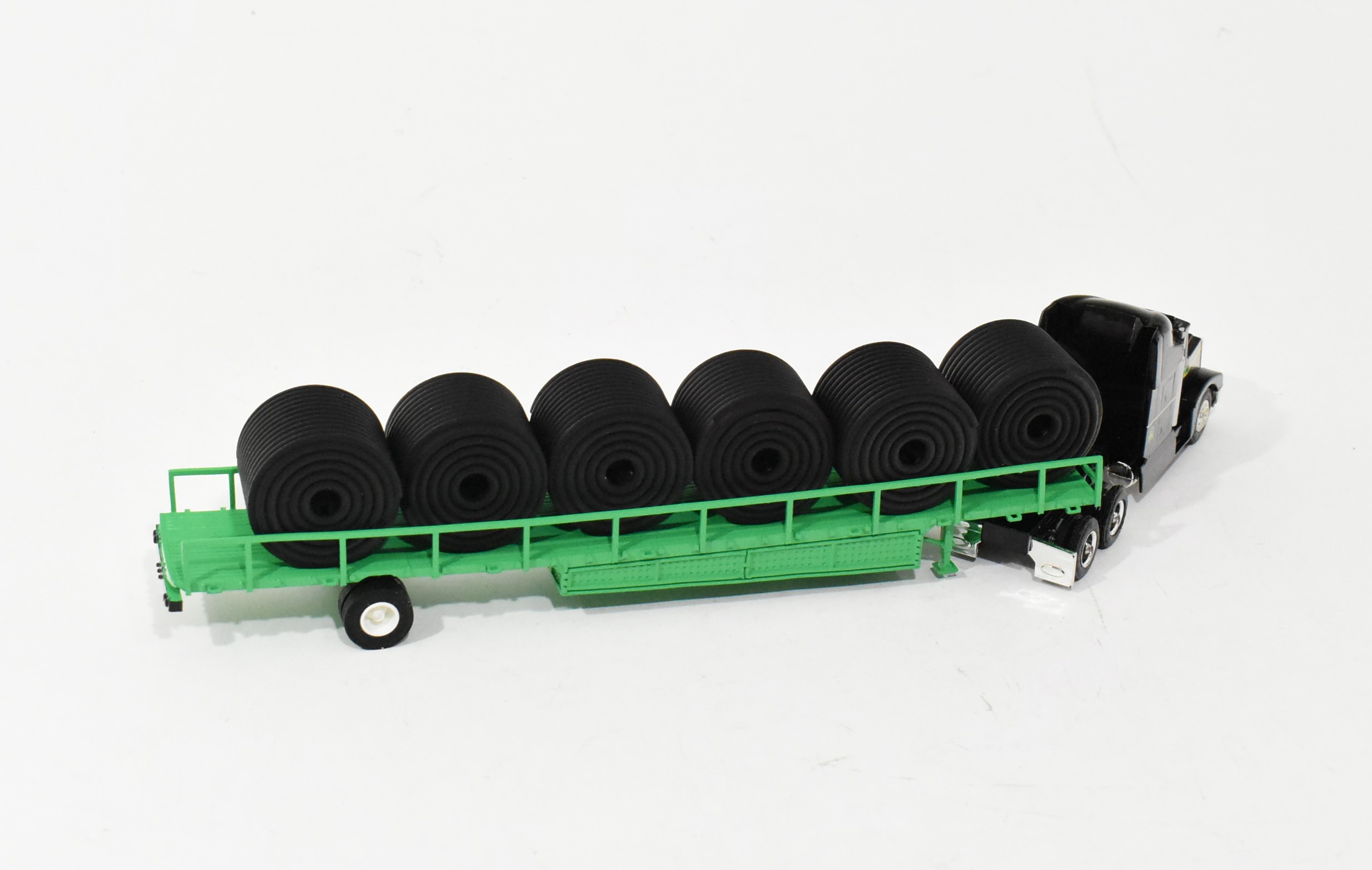 1/64 Maxi Roll Semi Tile Trailer With 6 Rolls of Tile, Green - Dalton's ...