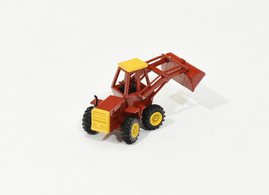 1/64 Scratch Built Versatile 150 Bi-Directional Tractor With Loader ...