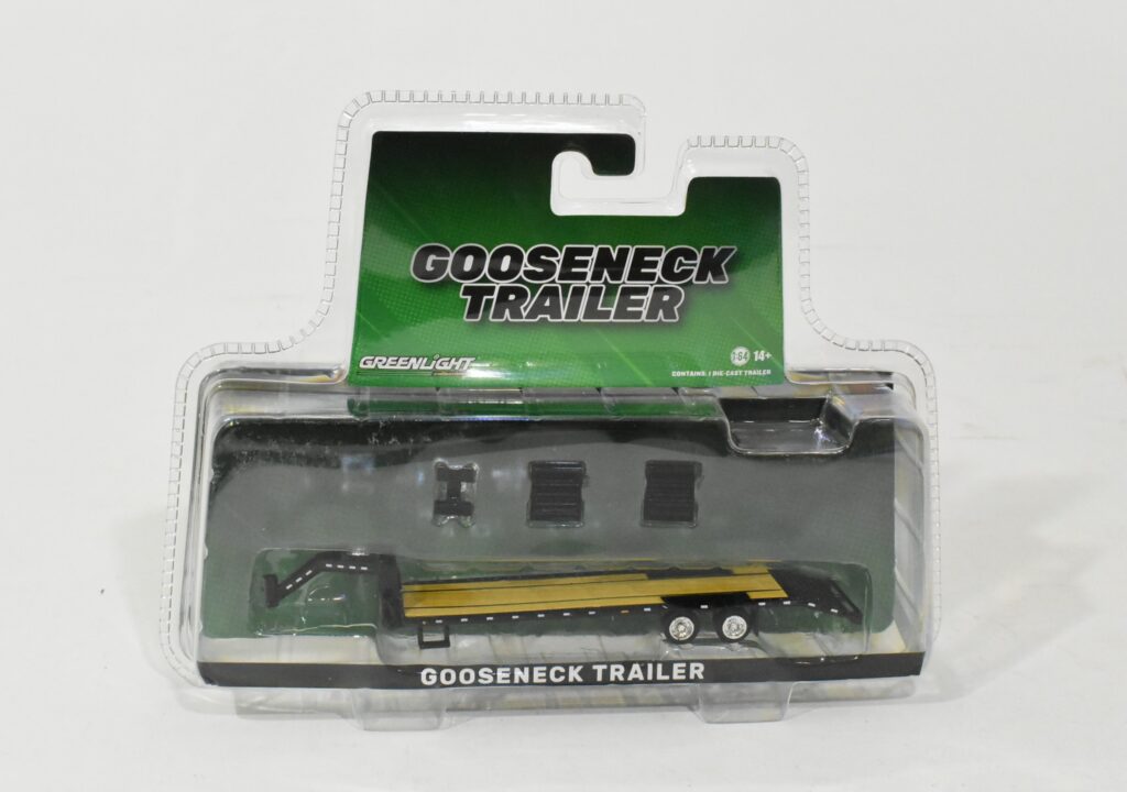 1/64 Black Flatbed Gooseneck Trailer With Wood Deck - Dalton's Farm Toys