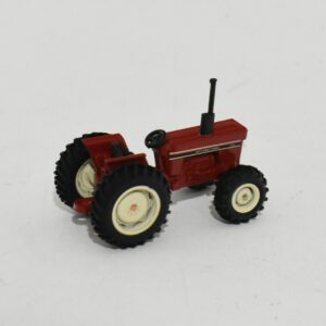 1/64 International Harvester 884 Tractor With Front Wheel Assist, Red ...