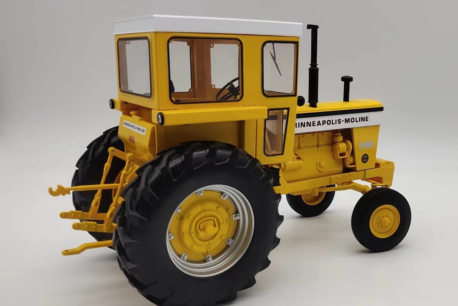 1/16 High Detail Minneapolis Moline G1000 Vista Tractor With Cab ...