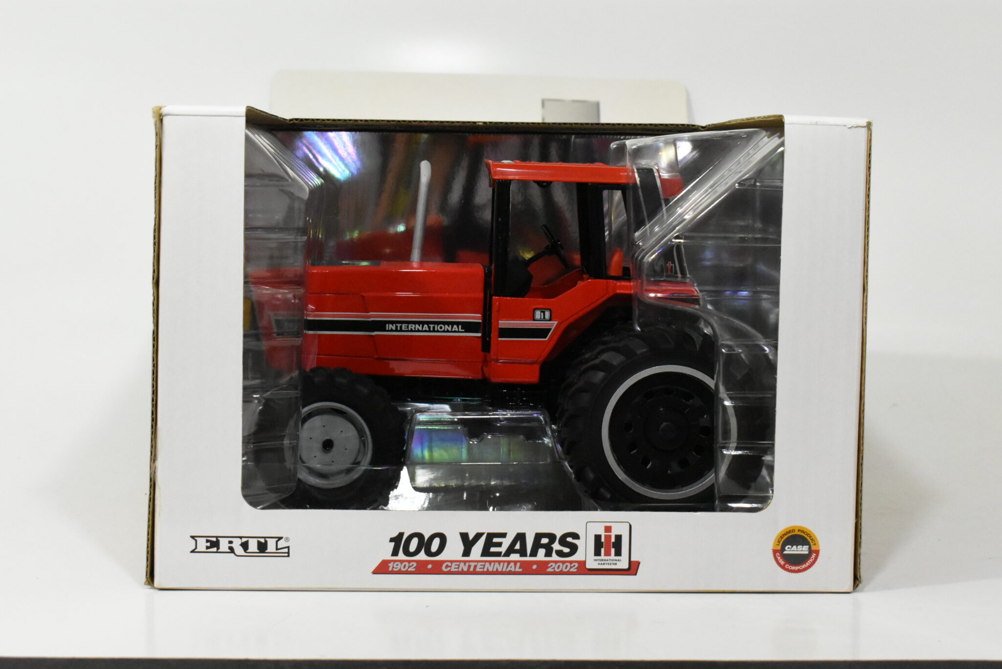 1/16 International Harvester 5488 Tractor With Duals, 100 Years of ...