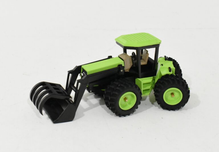 1/64 Custom Steiger Puma 1000 4wd Tractor With Koyker Loader & Grapple ...