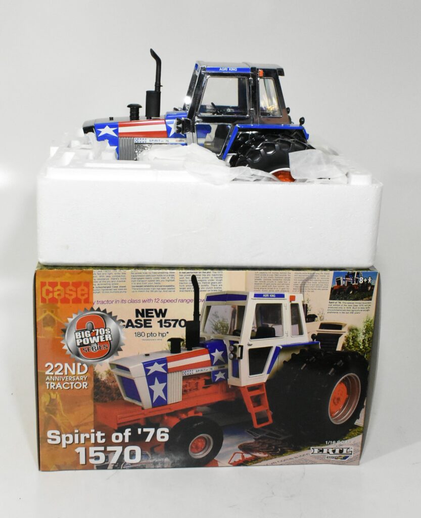 1/16 Case 1570 Spirit Of '76 Tractor With Duals, Toy Tractor Times Show ...