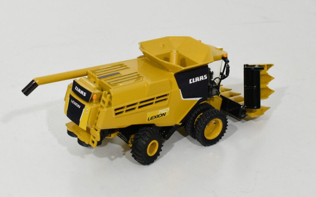 1/64 Custom Claas Yellow 760 Lexion Combine With Duals, Draper & 12 Row ...