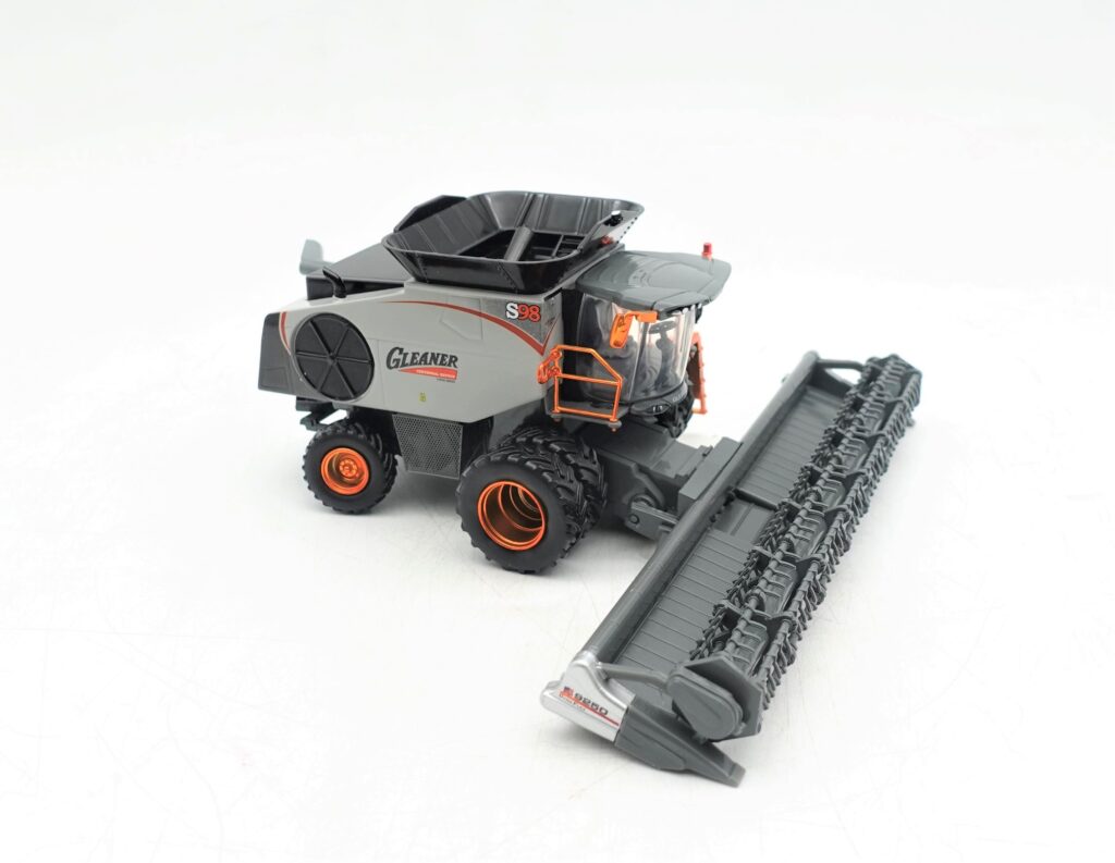 1/64 Gleaner S98 Combine With Duals, Corn & Grain Head, 100TH ...
