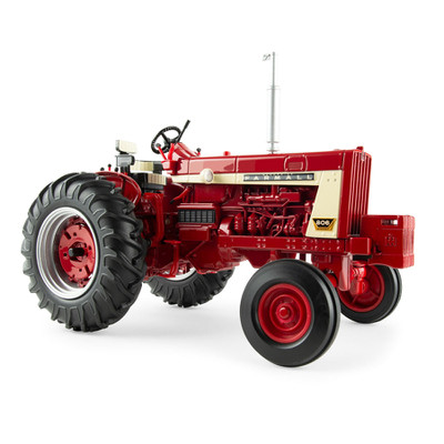 1/16 International Harvester Farmall 806 Tractor With Wide Front ...