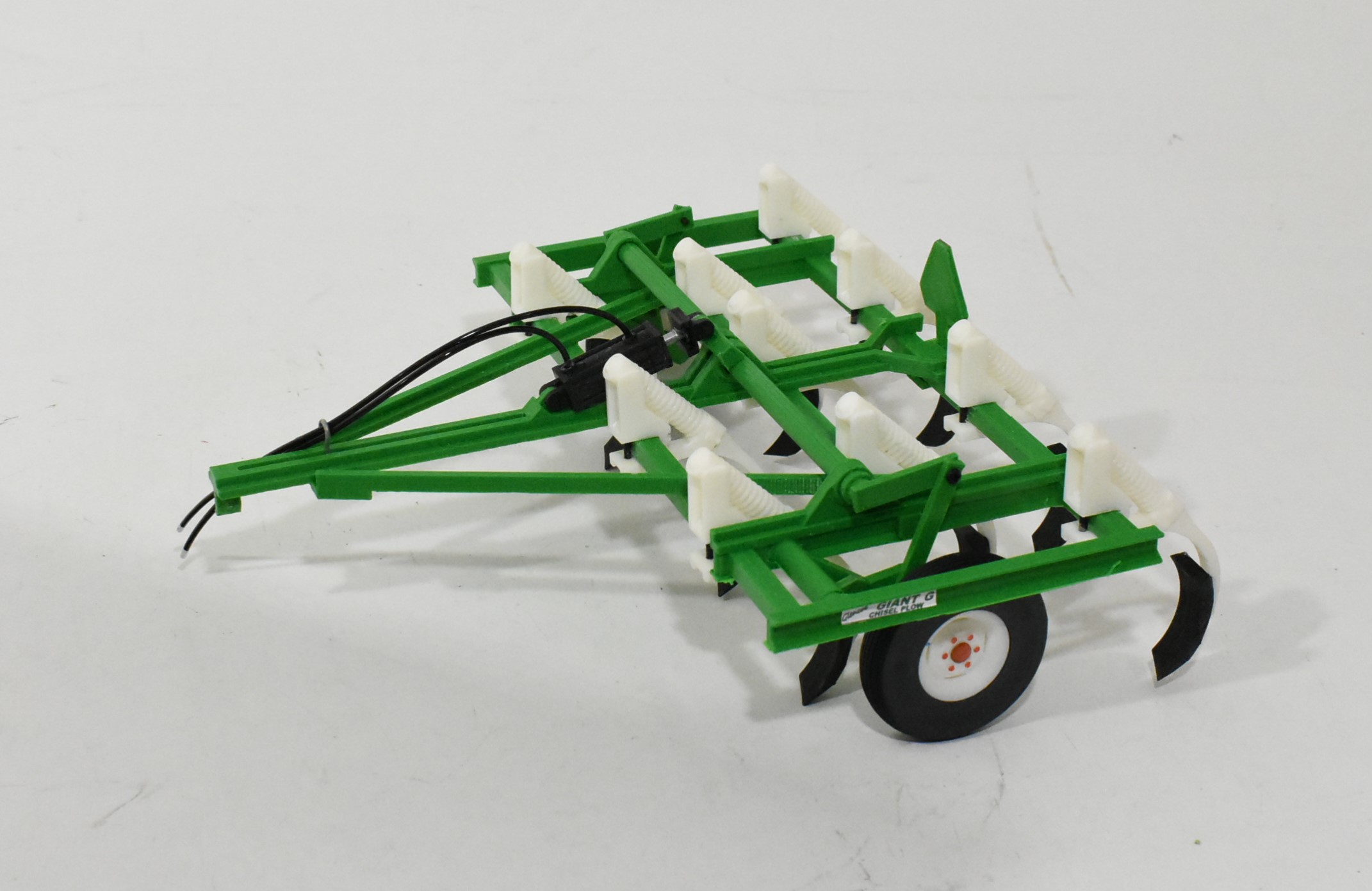 1/16 Custom Glencoe 10 Shank Chisel Plow - Dalton's Farm Toys