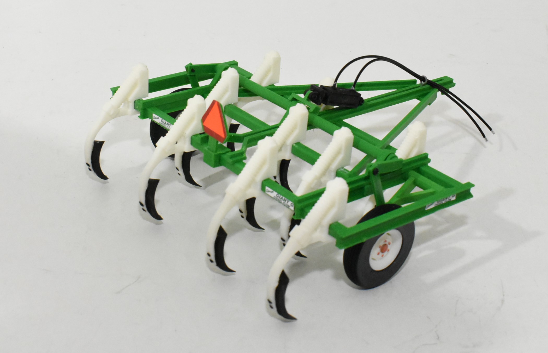 1/16 Custom Glencoe 10 Shank Chisel Plow - Dalton's Farm Toys