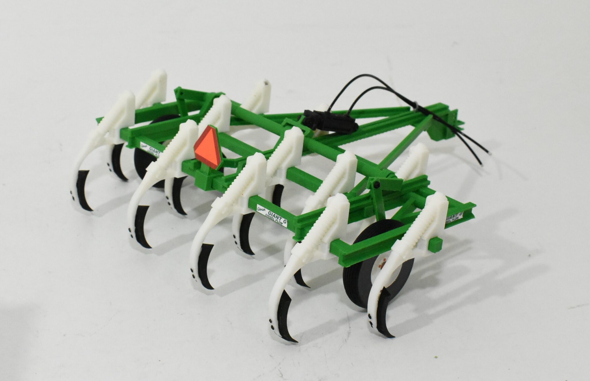 1/16 Custom Glencoe 12 Shank Chisel Plow - Dalton's Farm Toys