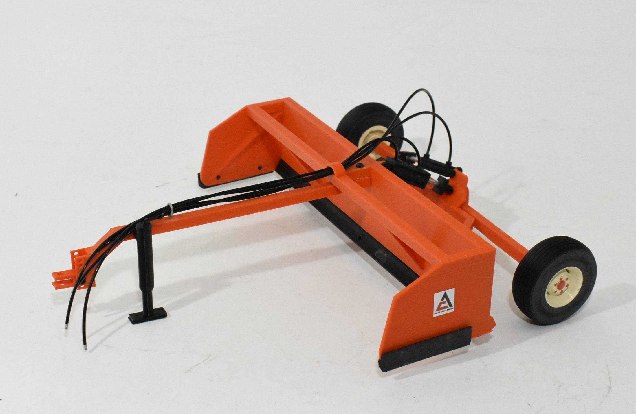 1/16 Allis Chalmers Custom Pull Type Dirt Scraper - Dalton's Farm Toys