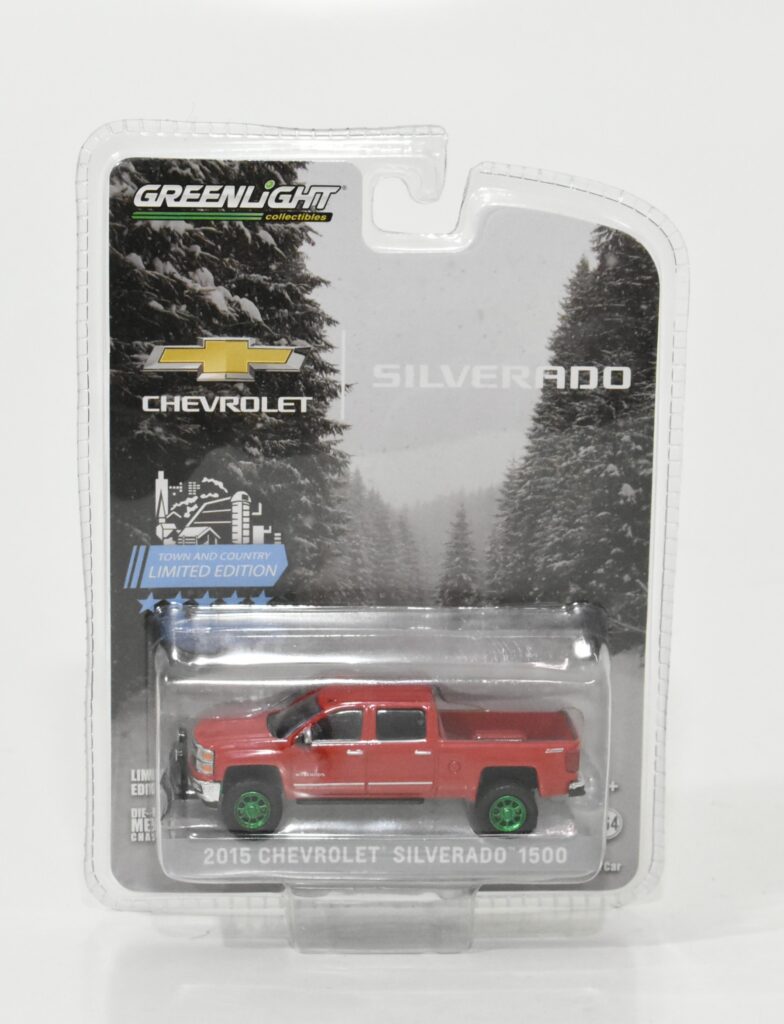 1/64 2015 Chevrolet Silverado 1500 4 Door Pickup Truck with Snow Blade ...