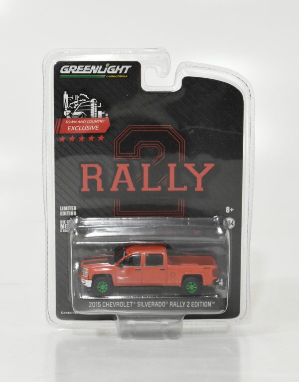 1/64 2015 Chevrolet Silverado Rally 2 Edition 4 Door Pickup Truck Red ...