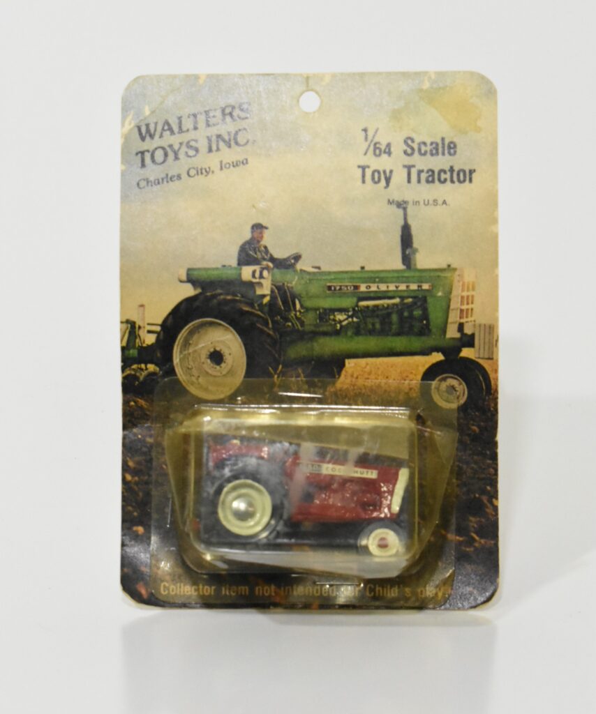 1/64 Cockshutt 1650 Tractor With Narrow Front By Walters Toys - Dalton ...