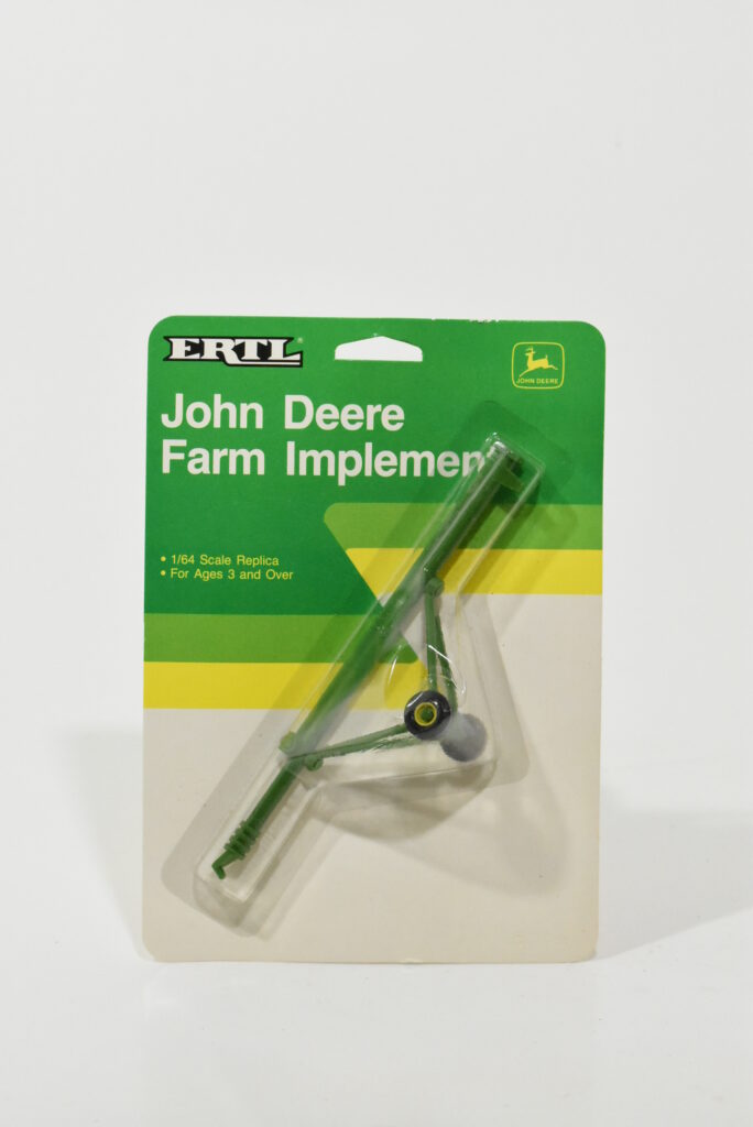 1/64 John Deere Grain Auger - Dalton's Farm Toys