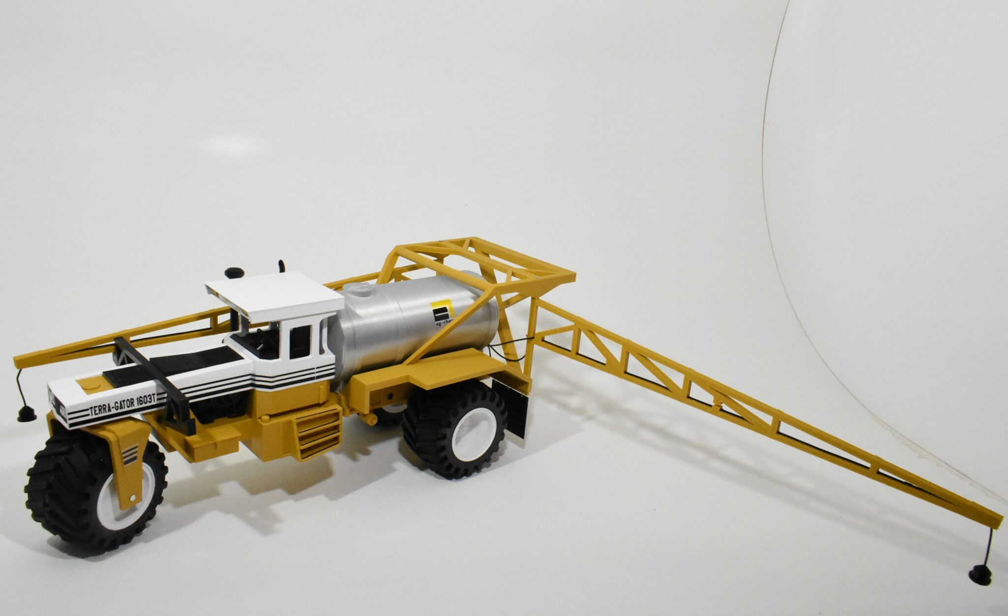 1/16 Ag Chem 1603T Terra Gator Self Propelled Sprayer With Folding ...