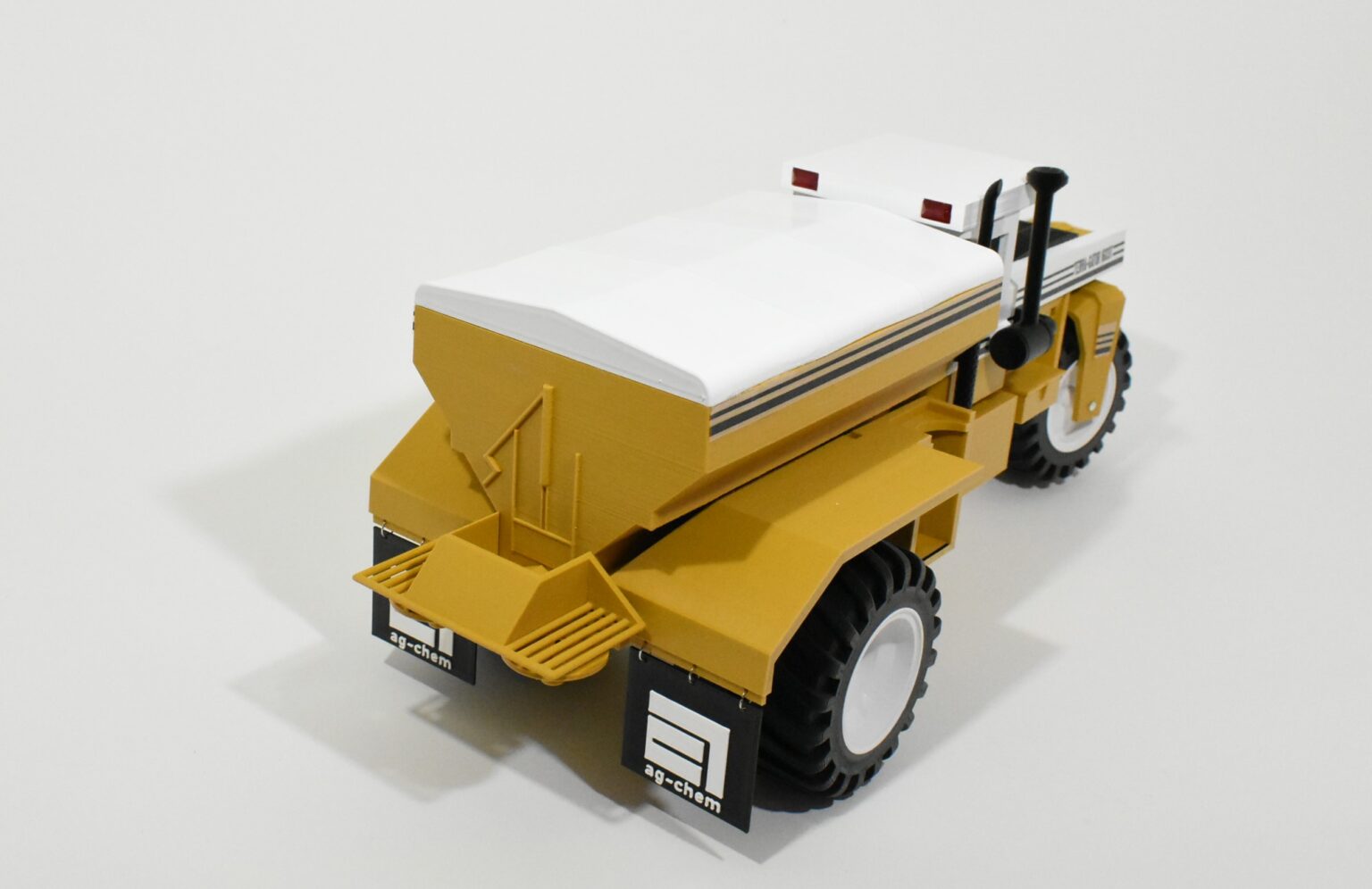 1/16 Ag Chem 1603T Terra Gator Self Propelled Sprayer With Dry ...