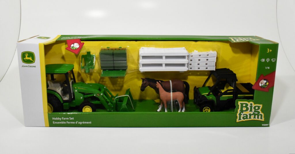 1/16 John Deere Hobby Farm Set - Dalton's Farm Toys