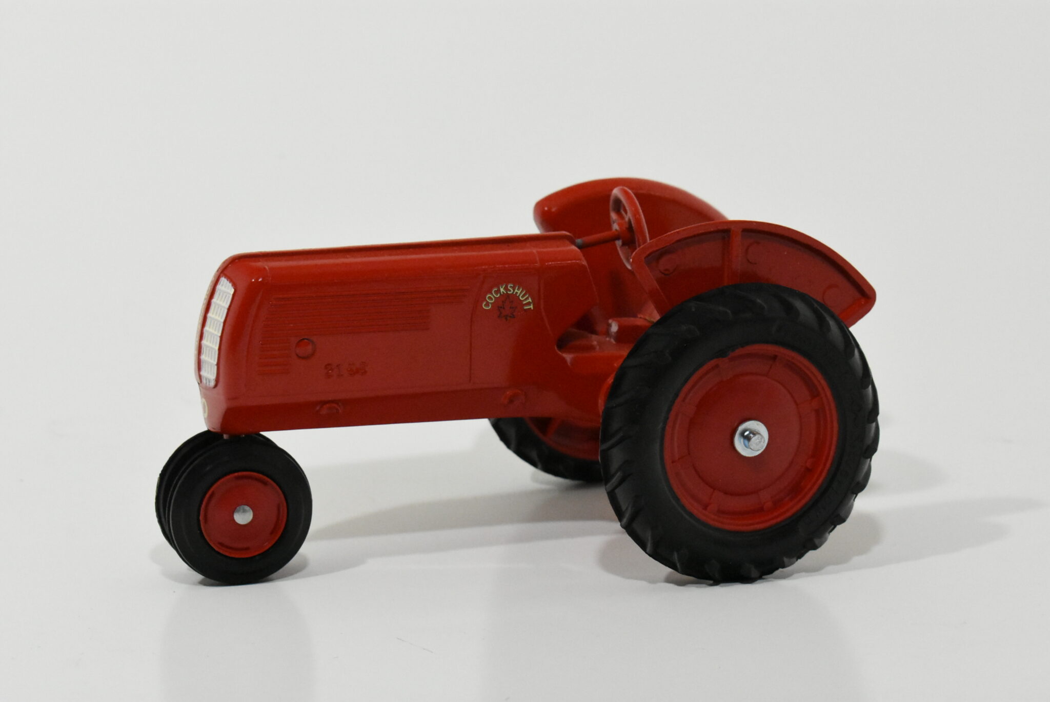 1/16 Cockshutt 70 Tractor With Narrow Front - Dalton's Farm Toys